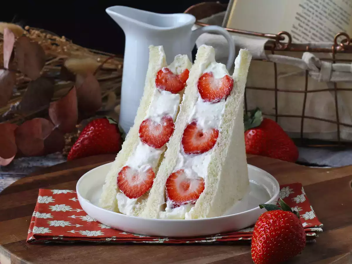 Ichigo sando, japonský jahodový sendvič!