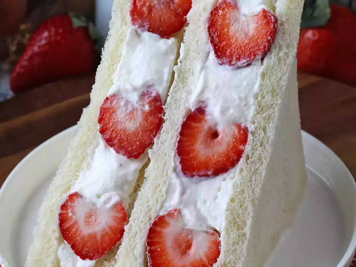 Ichigo sando, japonský jahodový sendvič!