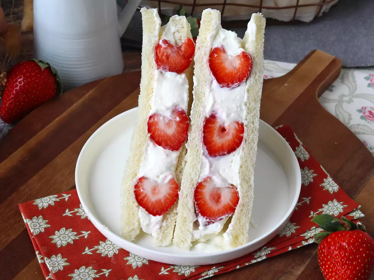 Ichigo sando, japonský jahodový sendvič!