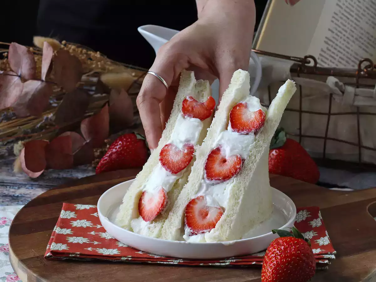 Ichigo sando, japonský jahodový sendvič!